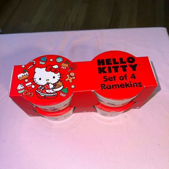 Kitchen | Copy New Christmas Holiday Hello Kitty Ramekins Custard ...